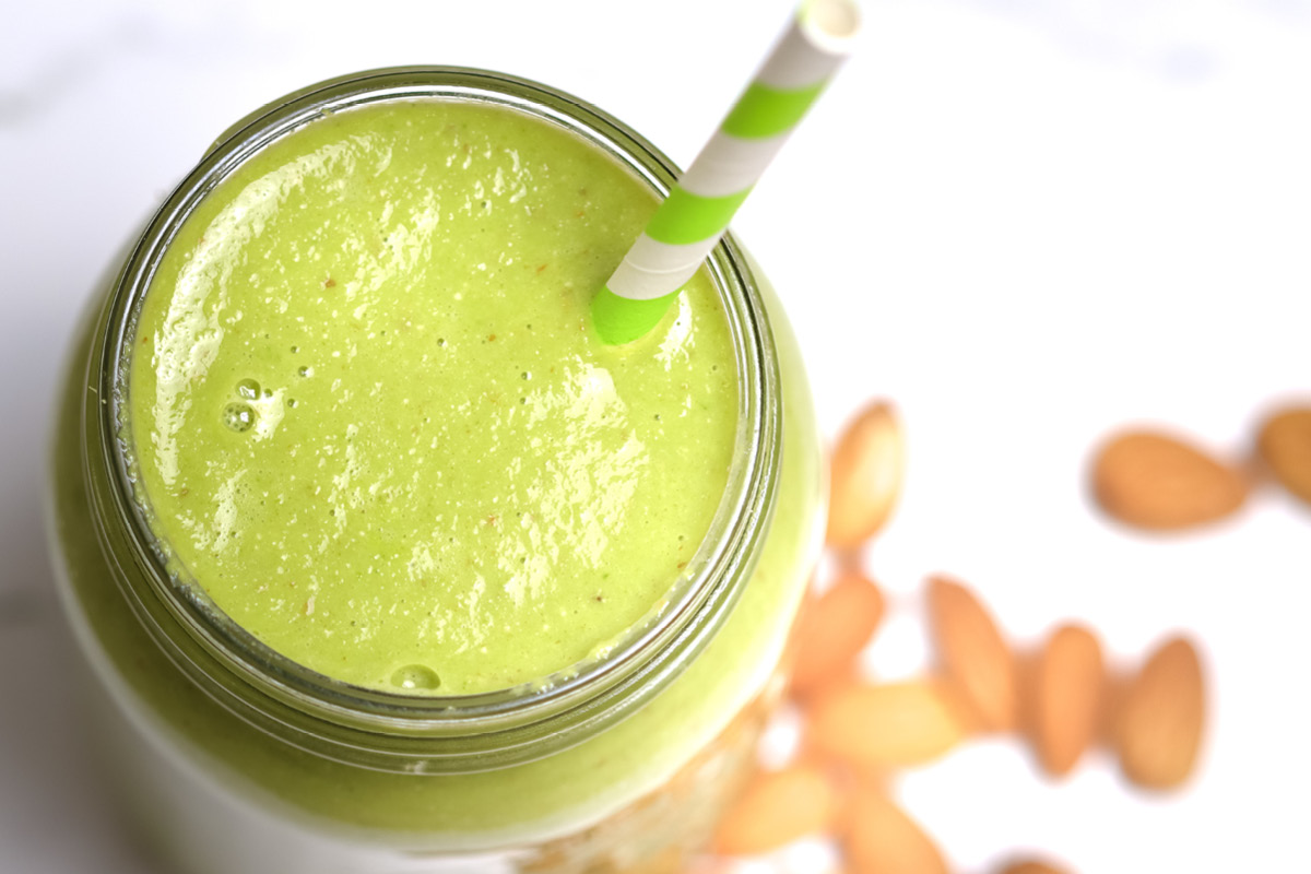 Super Green Kiwi Smoothie Recipe - Hedessent