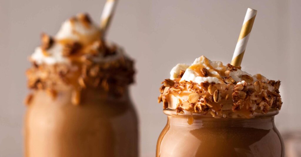 Apple Crisp Mule | Recipe by Kaitlyn Stewart - Hedessent