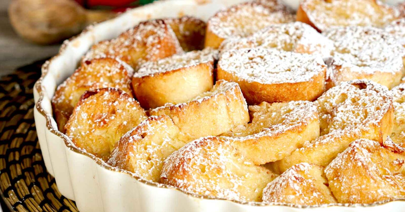 Festive French Toast Bake - Hedessent