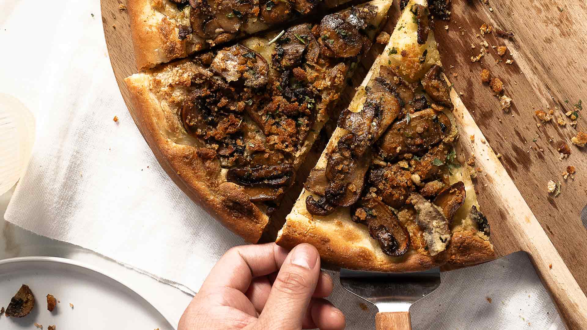Vegan Truffle Flatbread Pizza: Elevating the Ordinary - Hedessent